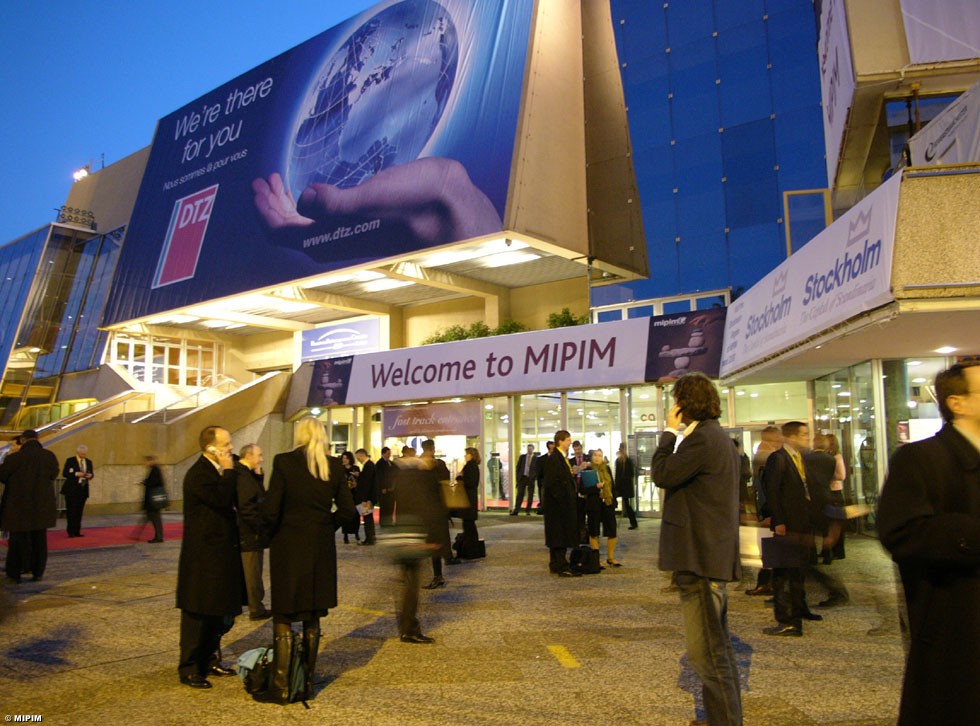 RAICES REAL ESTATE presente en el mayor evento inmobiliario del mundo en Cannes – Francia: MIPIM ...
