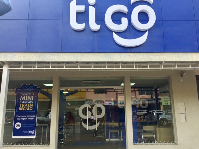 Tigo abre nueva tienda en Itá – Revista PLUS