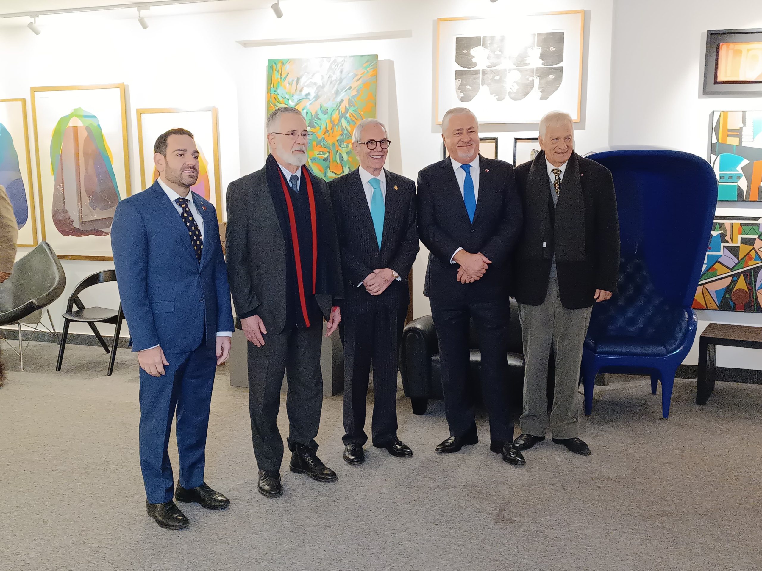 Celebran el 78° aniversario de la independencia de Jordania - Revista PLUS