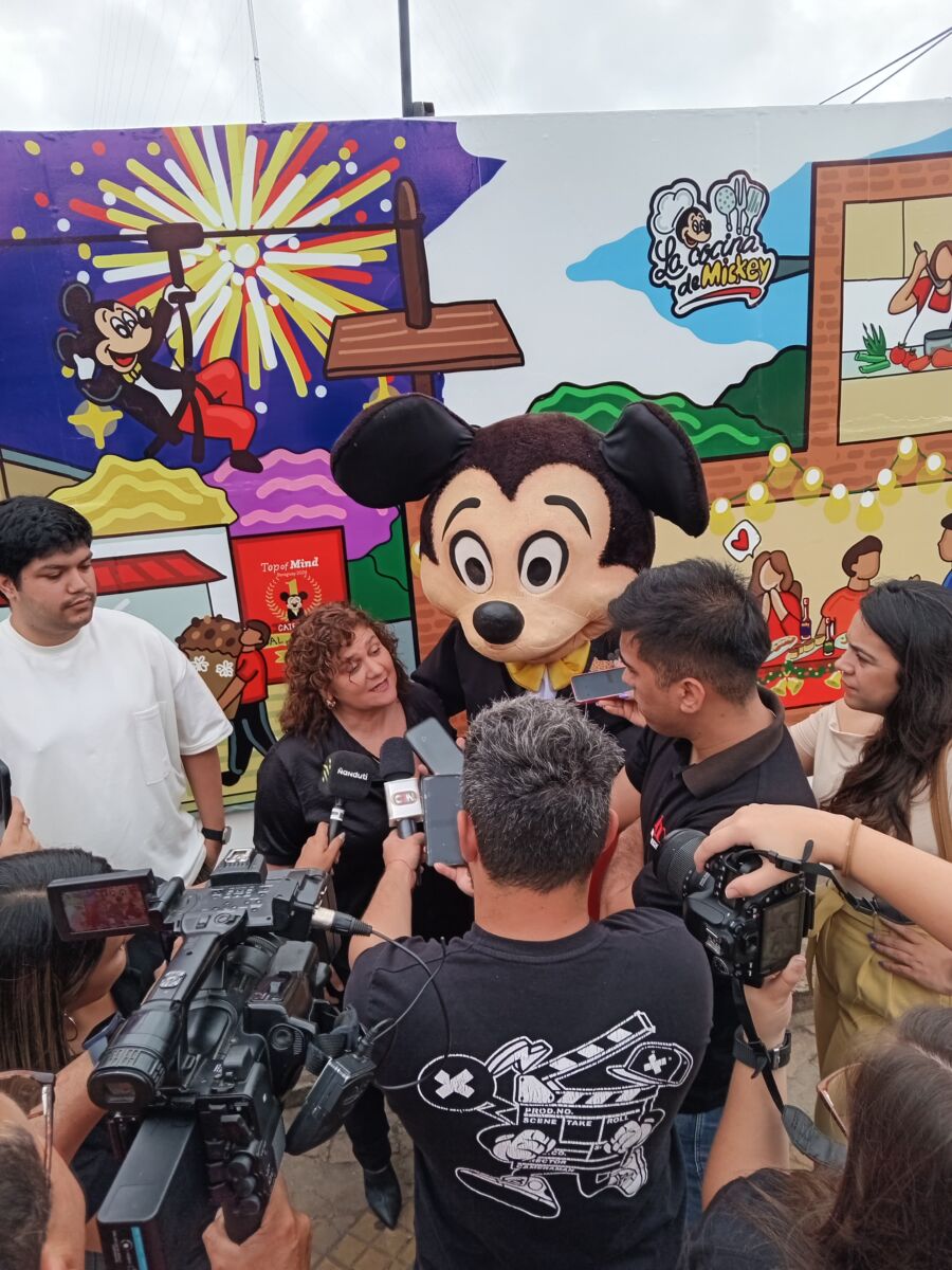 Mickey SRL celebra sus 55 años en la industria con sabores y mural que ...